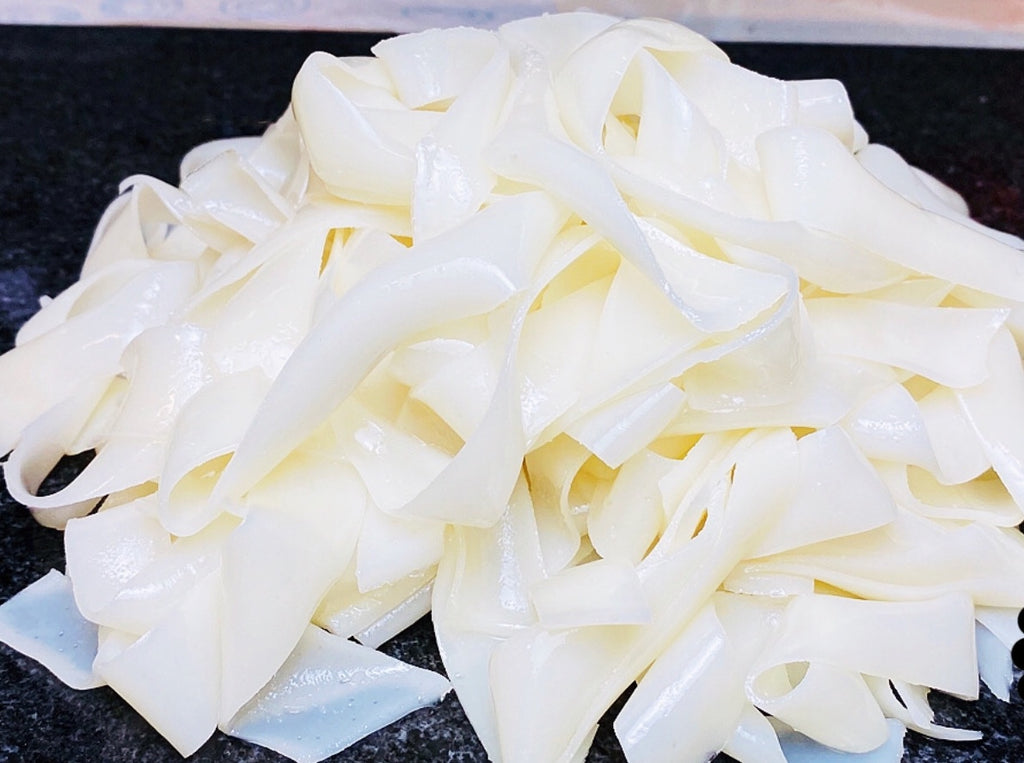 Chef Brand - Frozen Rice Noodle - ก๋วยเตี๋ยวเส้นใหญ่ แช่แข็ง – 3 ...